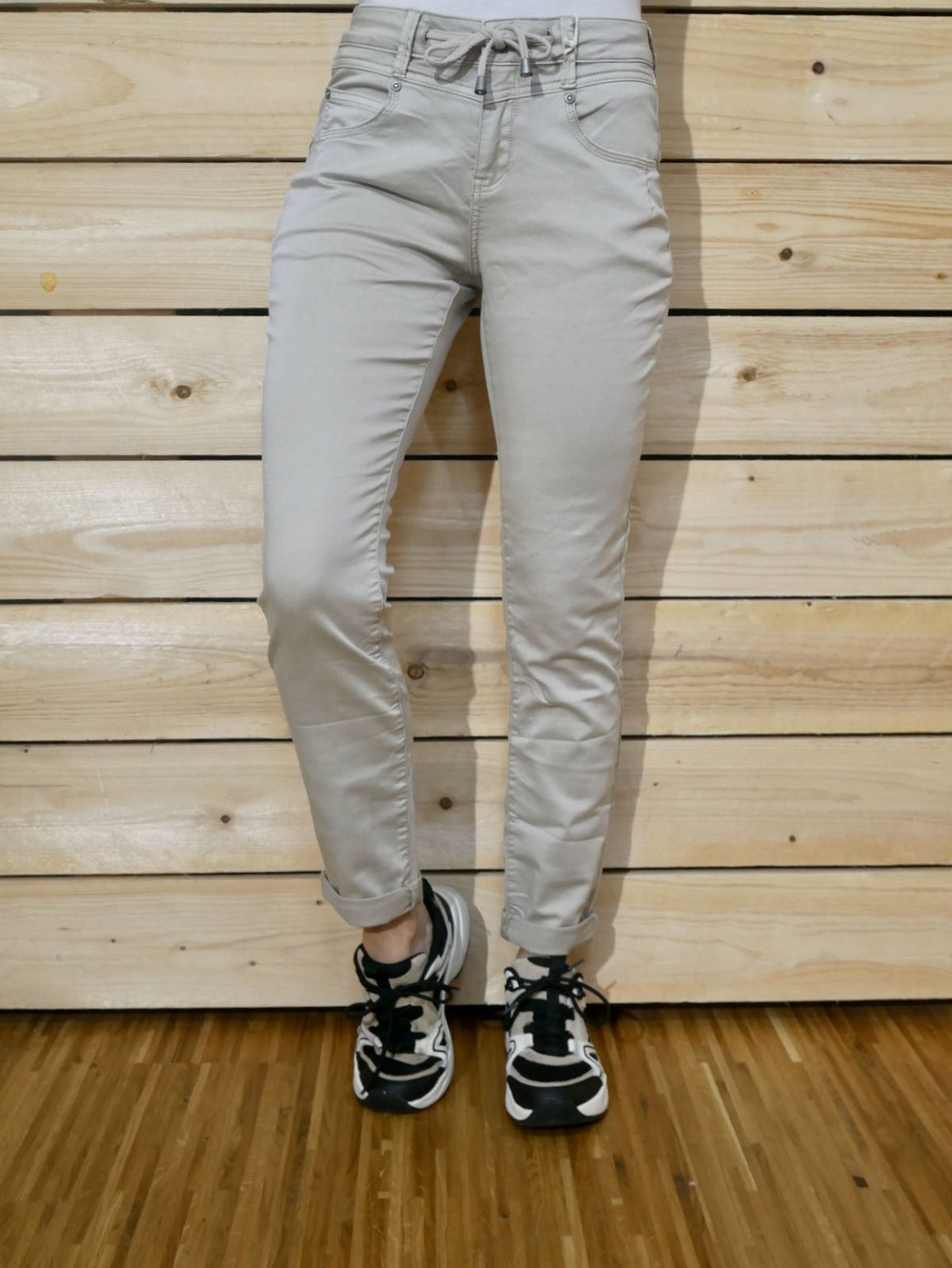 Red Button Jeans Relax Jog Colour - stone - Modehaus Rieker Süßen ...